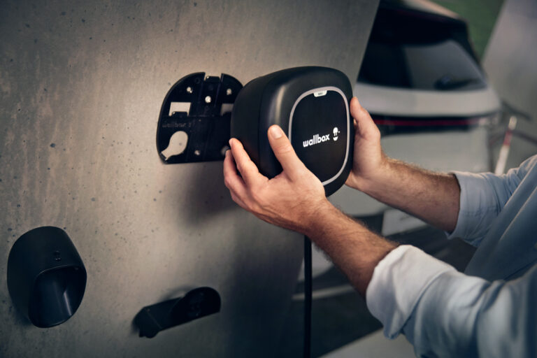 Charging your Toyota | JET Charge